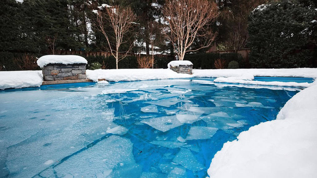 What Happens to Your Pool Water in the Winter?